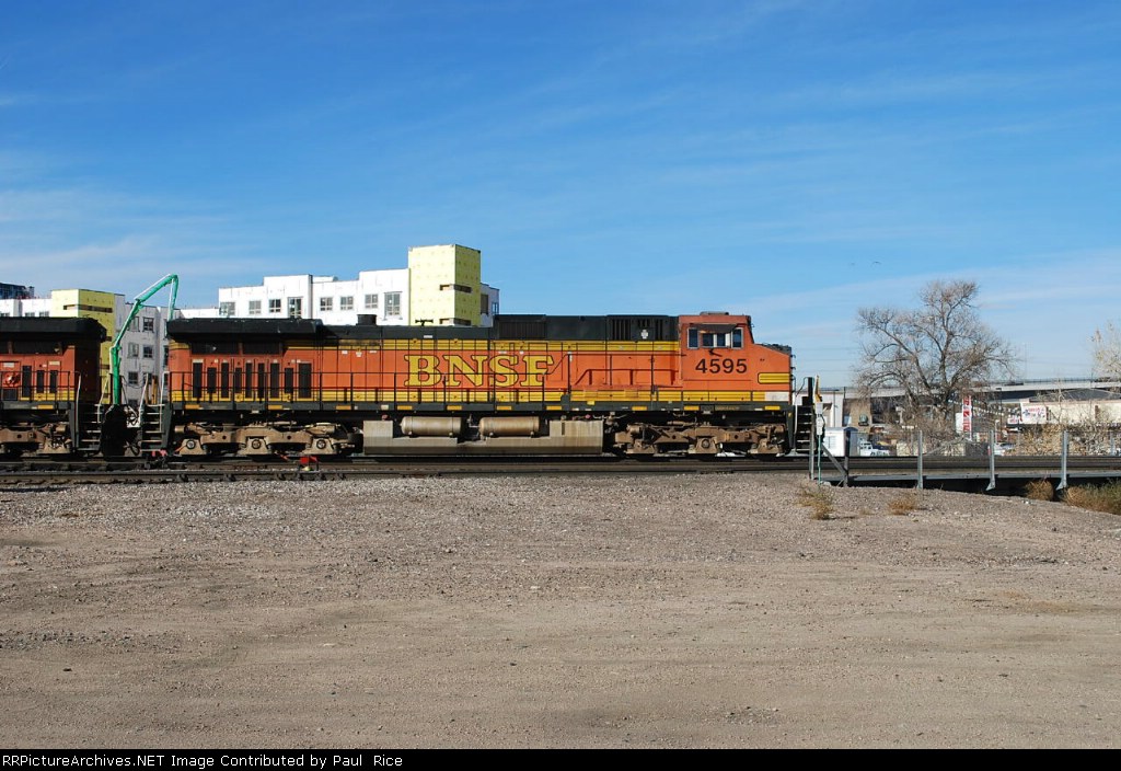 BNSF 4595